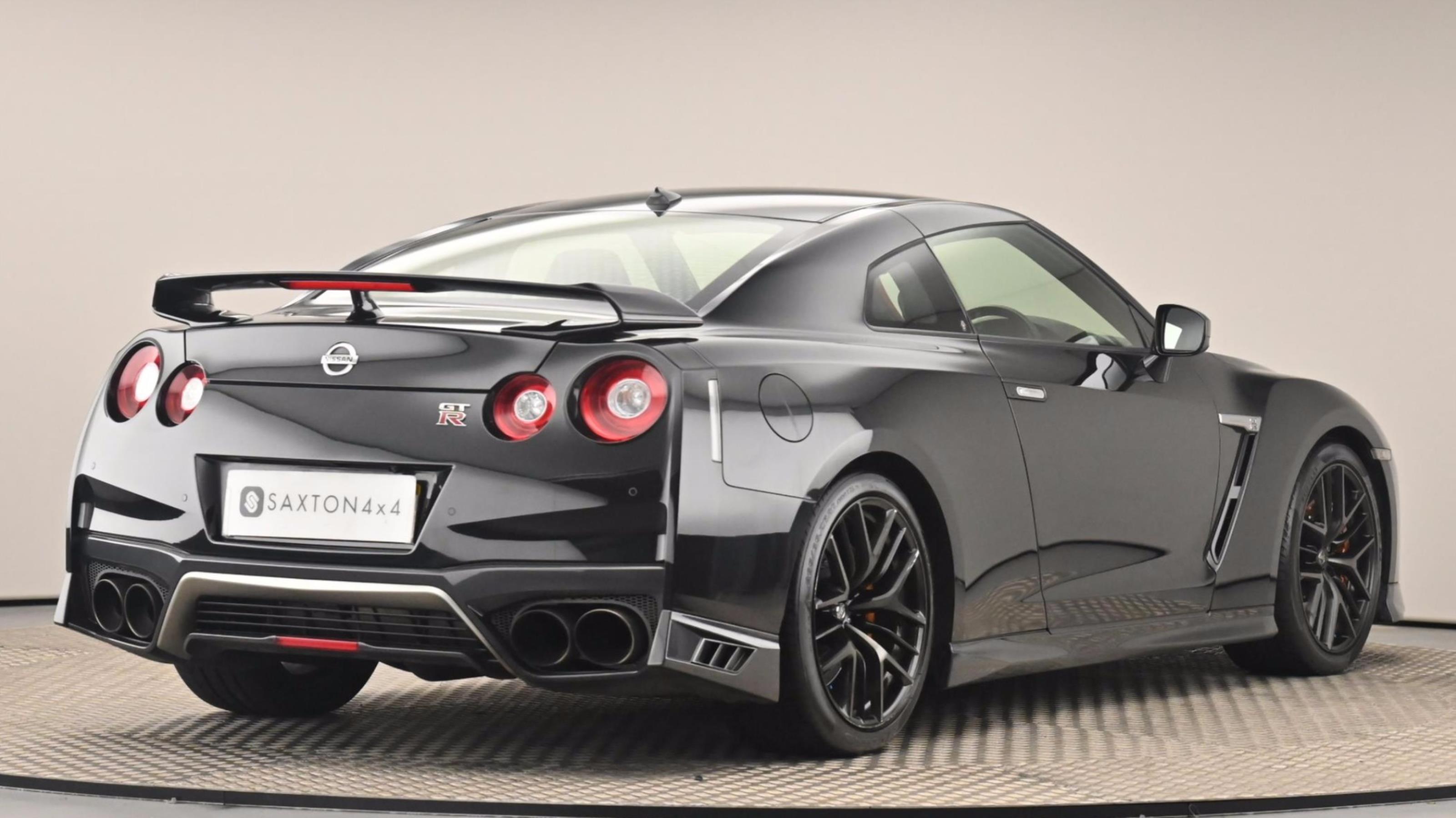 Used 2017 Nissan GT-R 3.8 Recaro 2dr Auto £61,000 7,600 miles | Saxton4x4