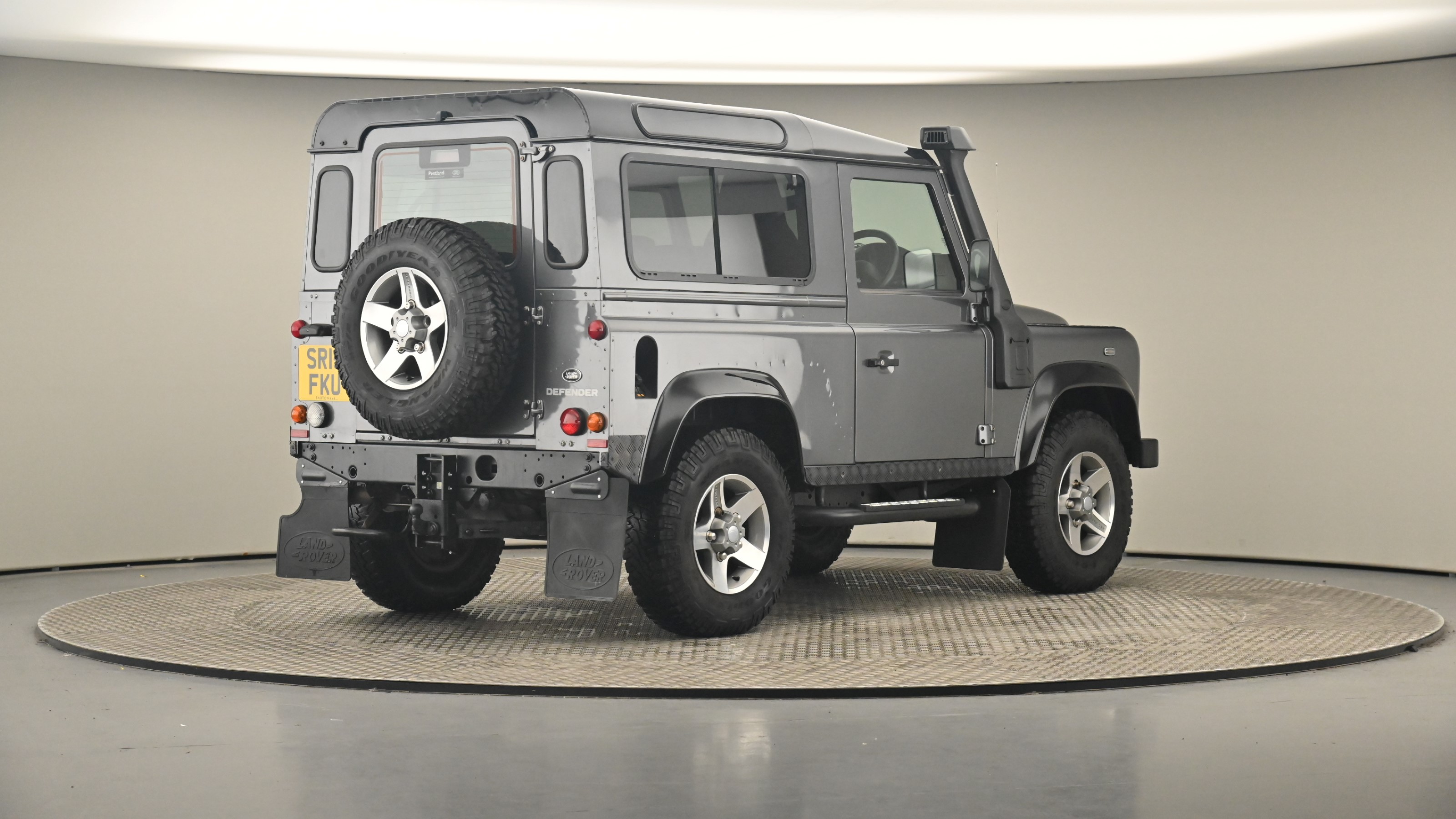 Used 2015 LAND ROVER DEFENDER 90 SWB Landmark Station Wagon TDCi [2.2 ...