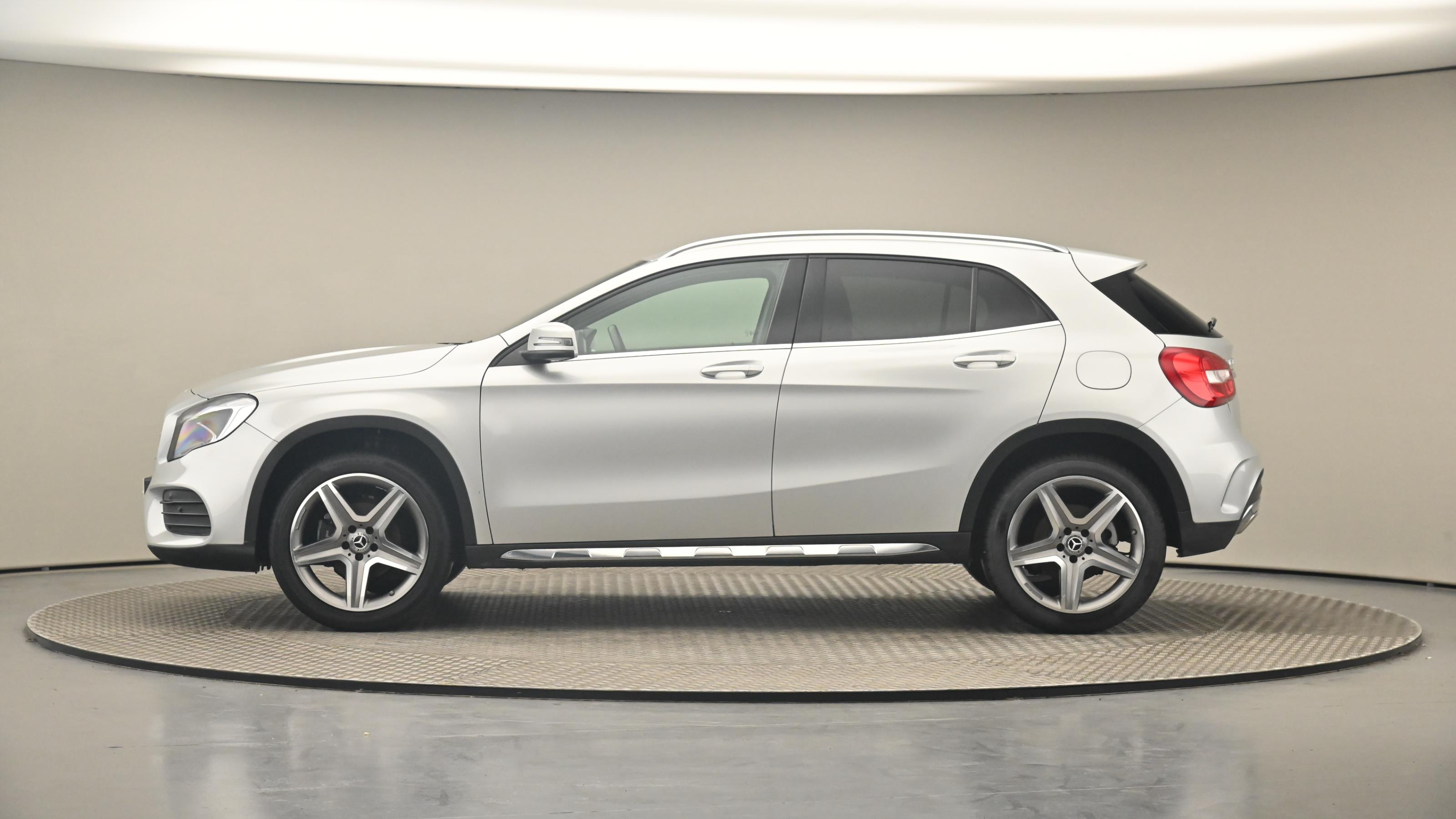 Used 2018 Mercedes-Benz GLA GLA 200d AMG Line 5dr £17,750 19,746 miles ...