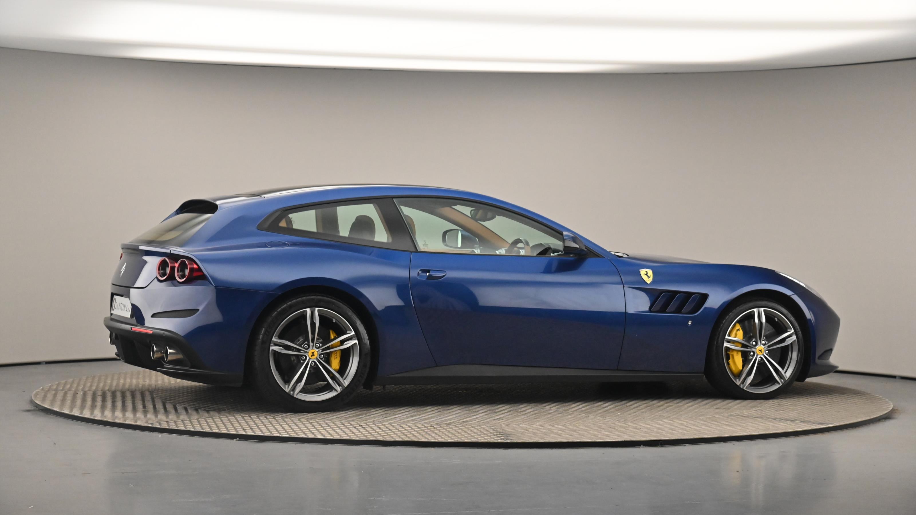 Used 2017 Ferrari GTC4 LUSSO V12 2dr Auto £163,000 5,000 miles | Saxton4x4